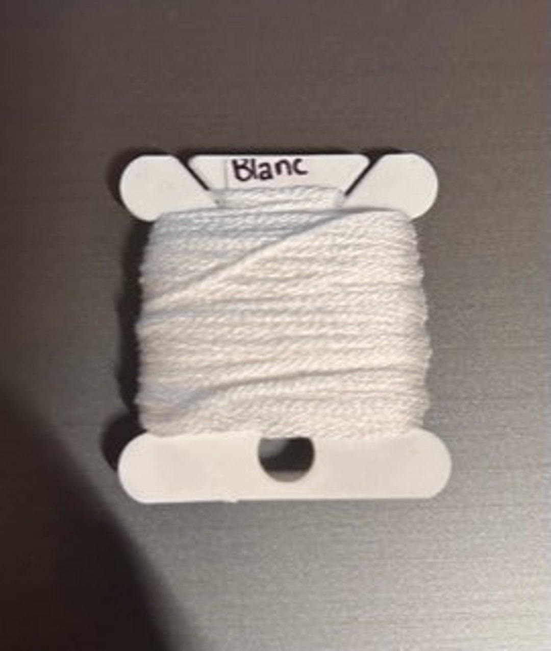 Five DMC Strings Black and White Pre-wind Bobbins - Etsy