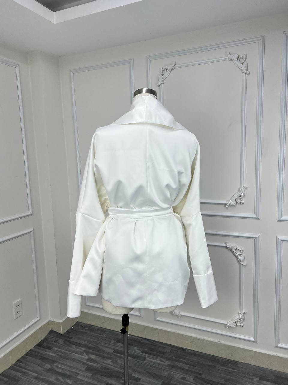 The Retro Cloak in White Handmade With the High-quality Fabric - Etsy