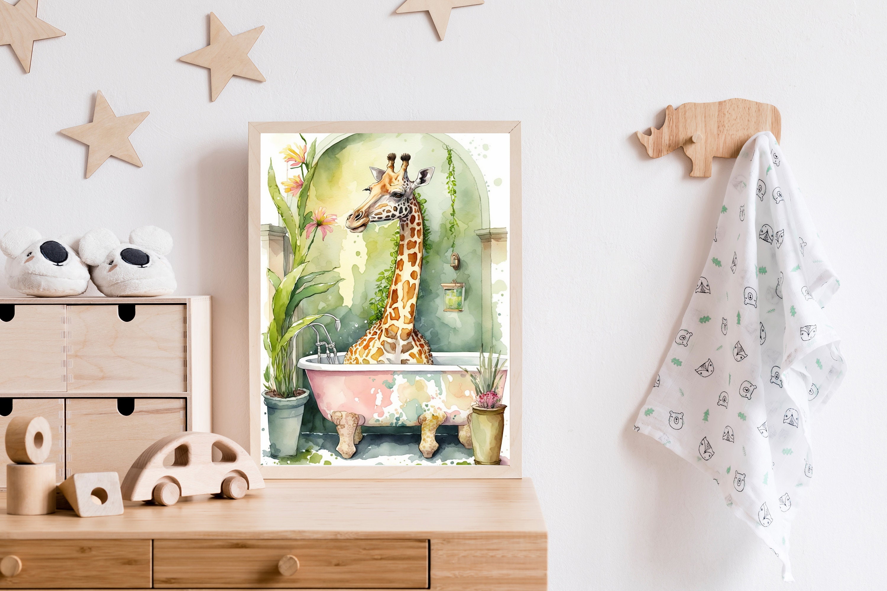 Giraffe in Bath Printable Wall Art | Giraffe Photo | Savannah Botanical ...