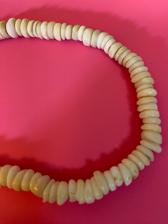 1970’s Puka Shell Choker Necklace. 17” Genuine shells. - Gem