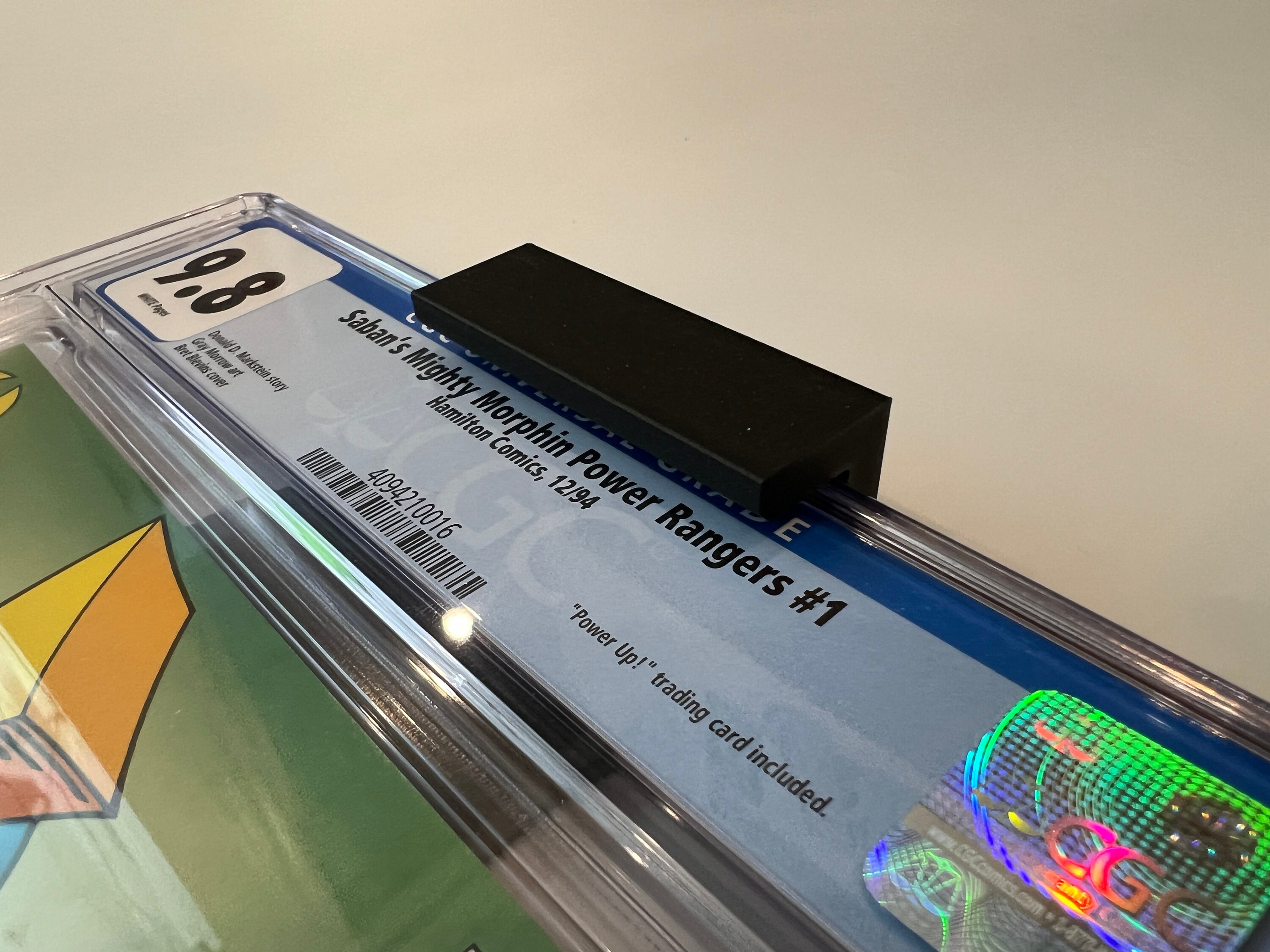 Wall Mountable Graded Comic Book Holder Fits Standard 2016 Current CGC ...