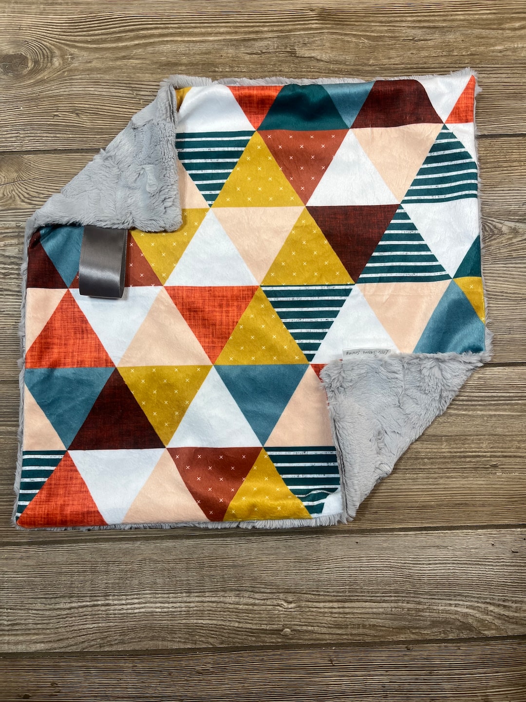 RTS Neutral Triangle Pattern Square Minky Lovey - Etsy