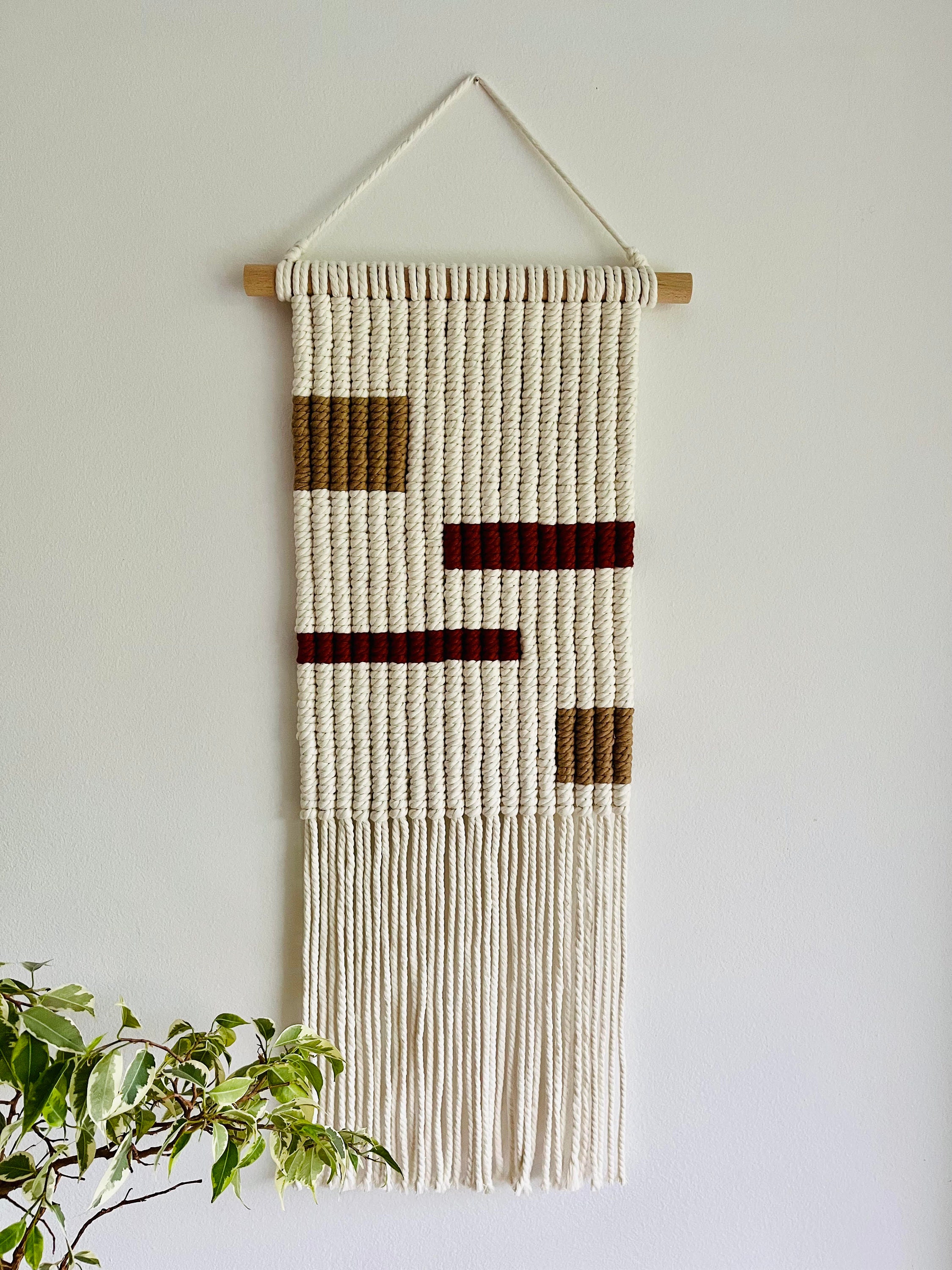 Colgante de pared Macrame hecho a mano. Decoración minimalista - Etsy ...