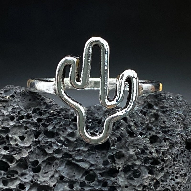 Plant Ring - Etsy