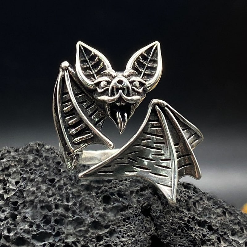 Bat Ring - Etsy