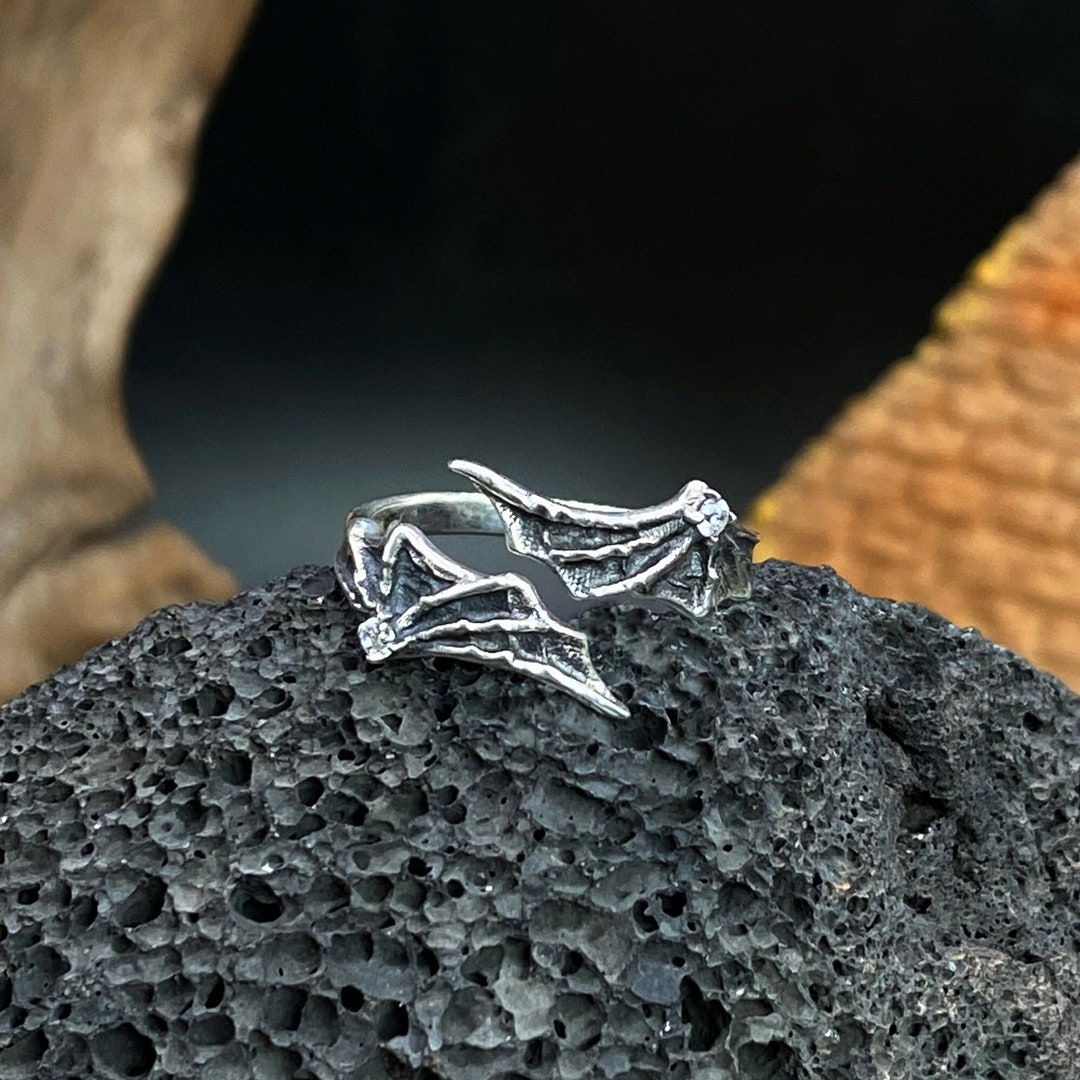 Gothic Demon Bat Wing Ring White Zircon Wing Ring Skull Claw Bat Ring ...