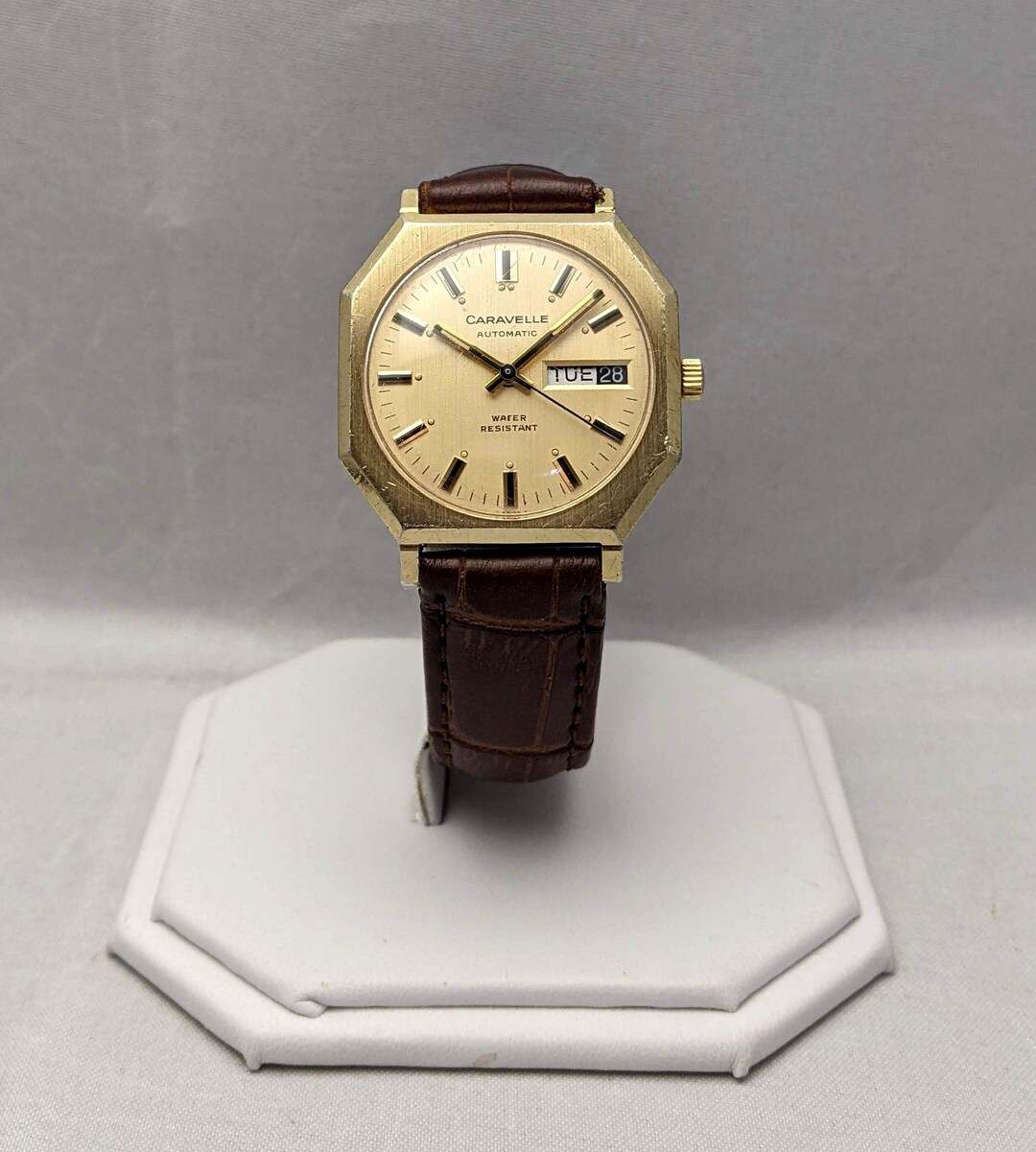1974 Caravelle Automatic Calendar Watch - Etsy
