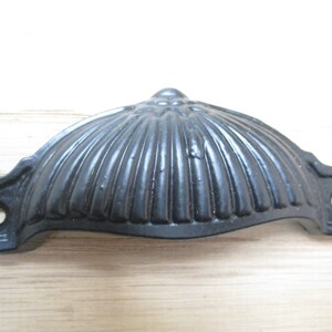 Cast Iron Rustic RIDGED Cup Handle Knob Vintage Cabinet Handle Cupboard ...