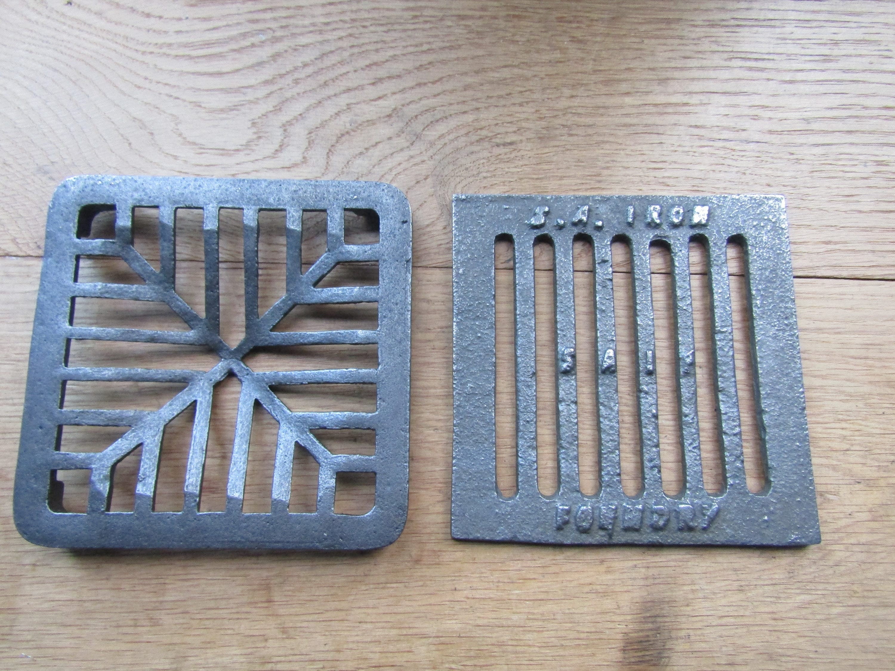 SQUARE Slanted Flat Cast Iron Gully Grid Driveway Drain Cover Drainage ...
