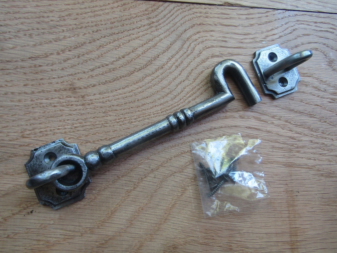 Rustic Cabin Hook and Eye Vintage Cast Iron Shed Door Holder Gate Latch ...