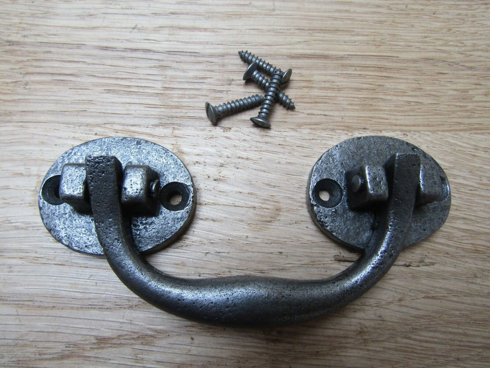 Antique IRON CHEST HANDLE Cast Iron Rustic Vintage Old Style Drop Bar ...
