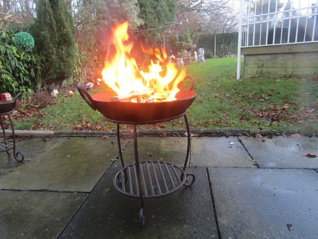 Rustic Iron Vintage Garden Kadia Bowl Fire Pit BBQ Planter Log Coal ...