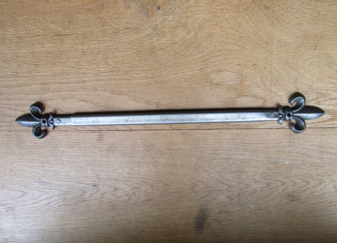 Rustic Vintage Style Tapestry Rail Picture Wall Hanging Metal Rod ...