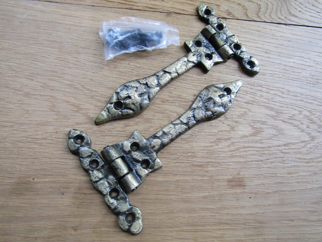 Rustic Antique Door Hinges Cast Iron Traditional Old English Cottage ...