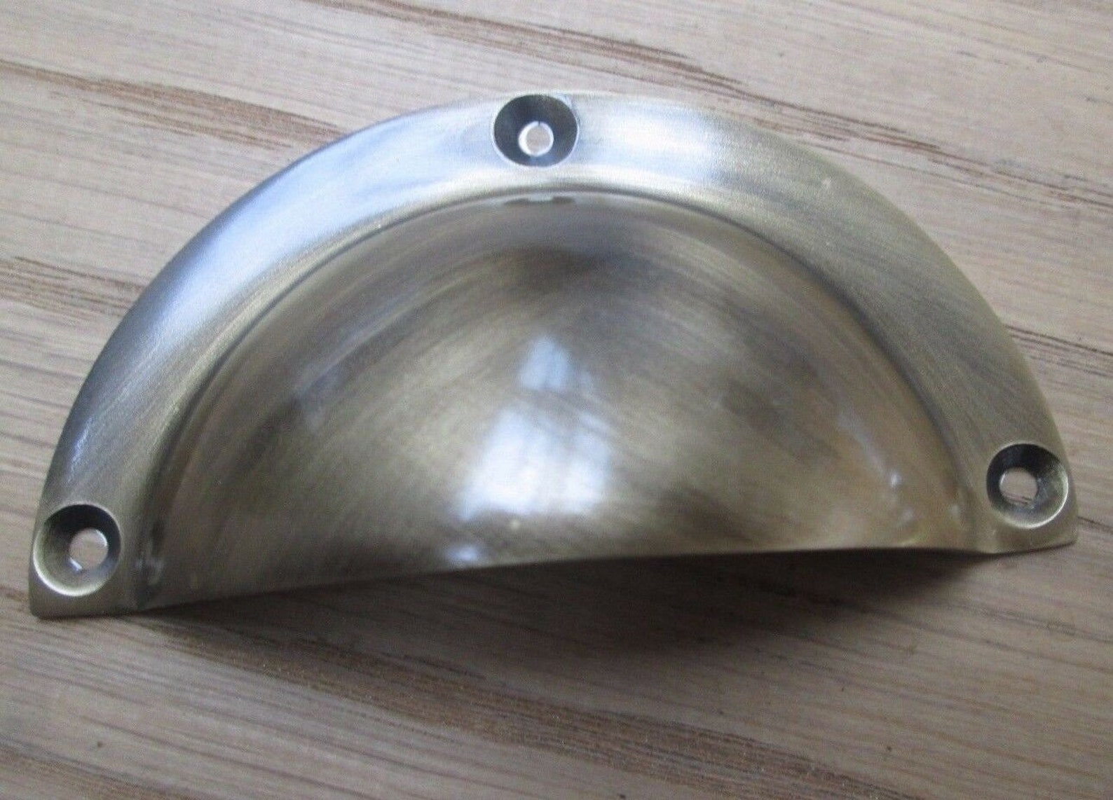 PLAIN VICTORIAN SMALL Cup Handle Vintage Cabinet Handle Cupboard Drawer ...