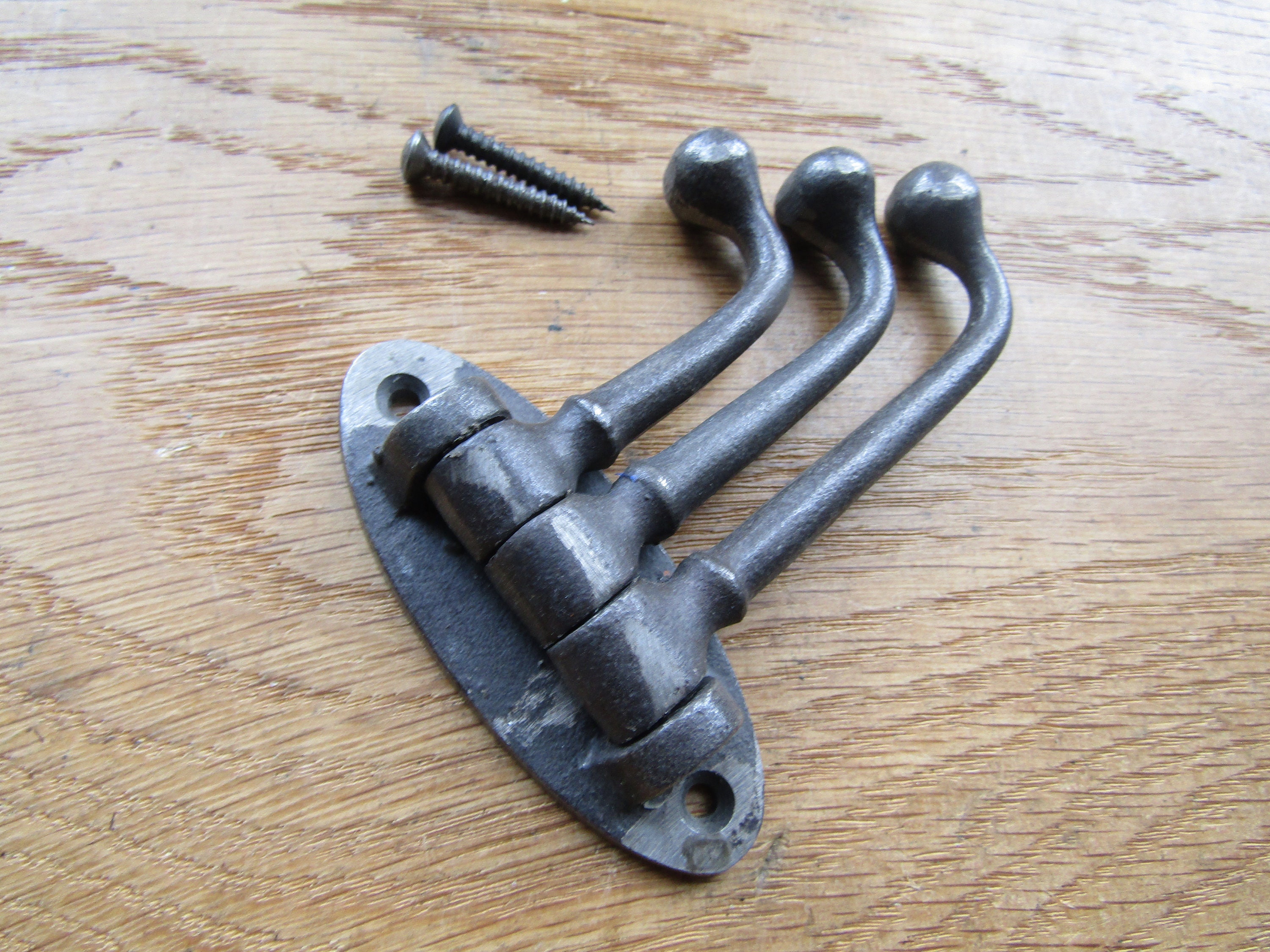 Rustic Iron Swivel Coat Hooks Traditional Retro Vintage Old Victorian ...
