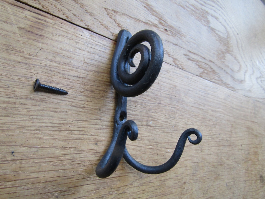 BLACKSMITH Rustic Iron Hook Hand Forged Wrought Iron Robe Coat Kitchen ...