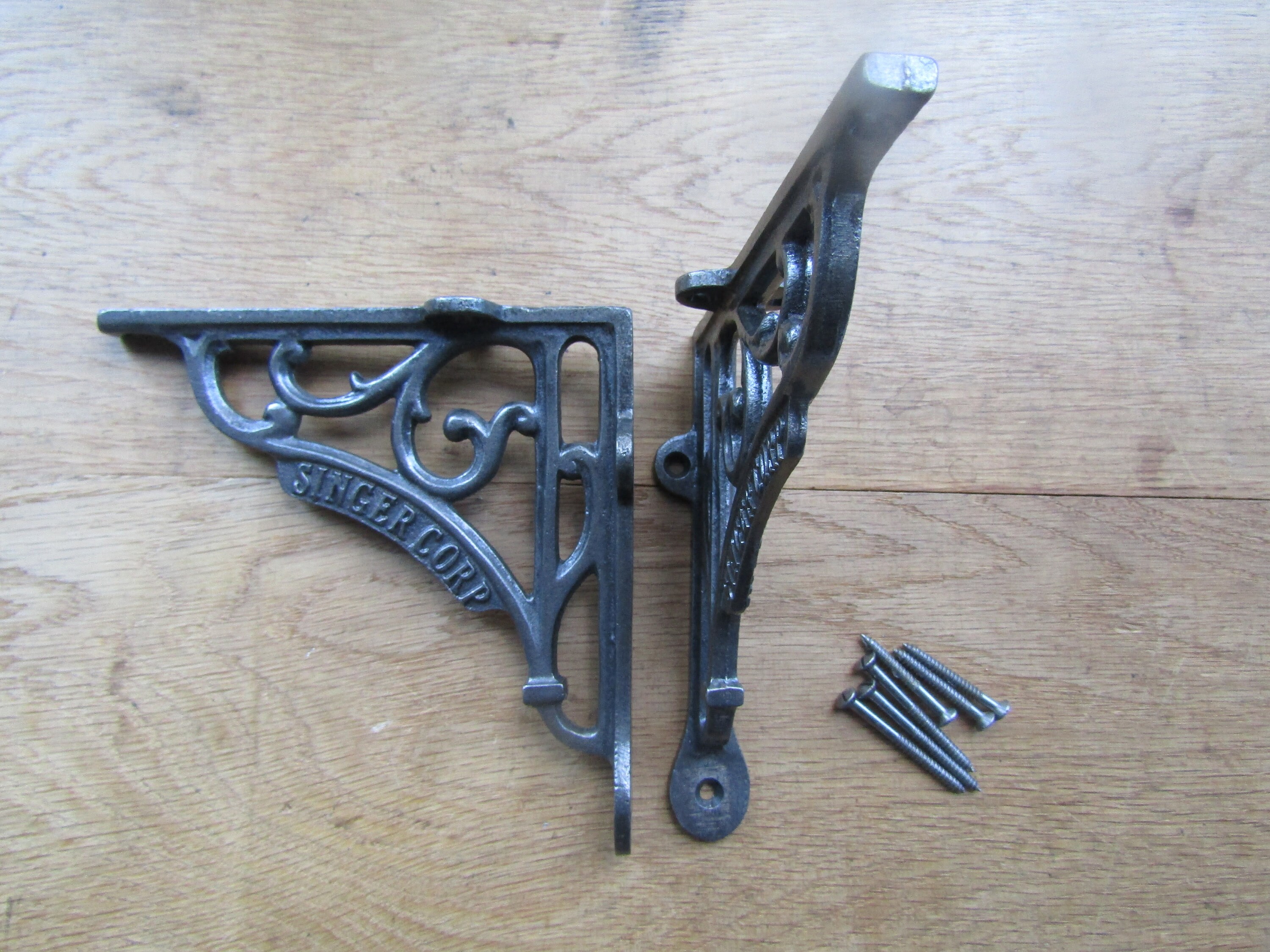 PAIR of Rustic Iron Shelf Brackets Scaffold Antique Vintage 6" SINGER ...
