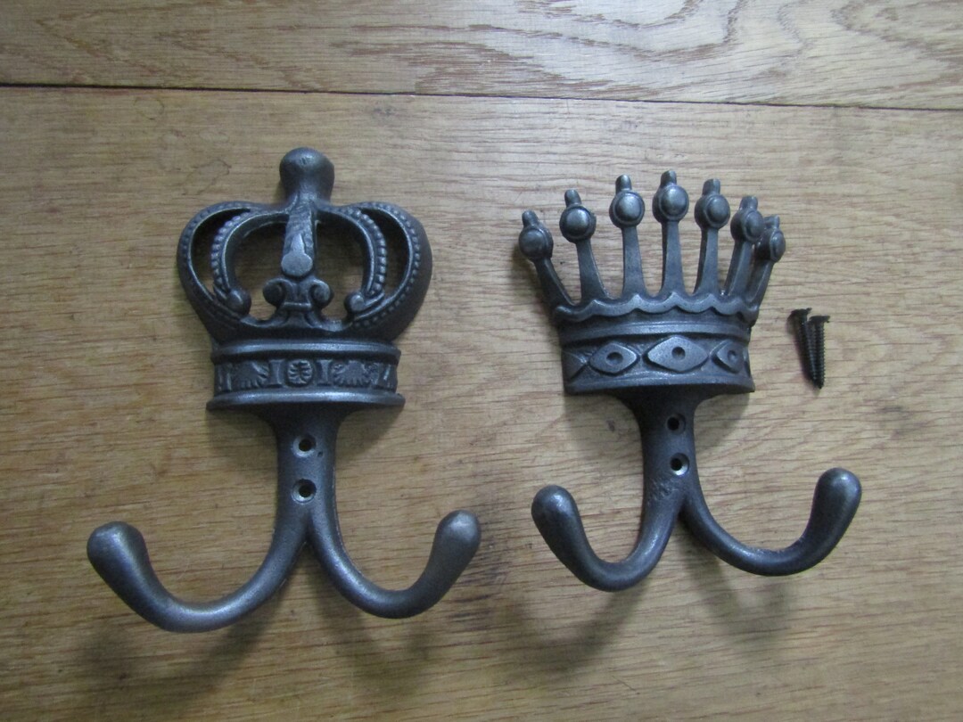 Rustic CROWN KING/QUEEN Hook Cast Iron Vintage Old English Hanger ...