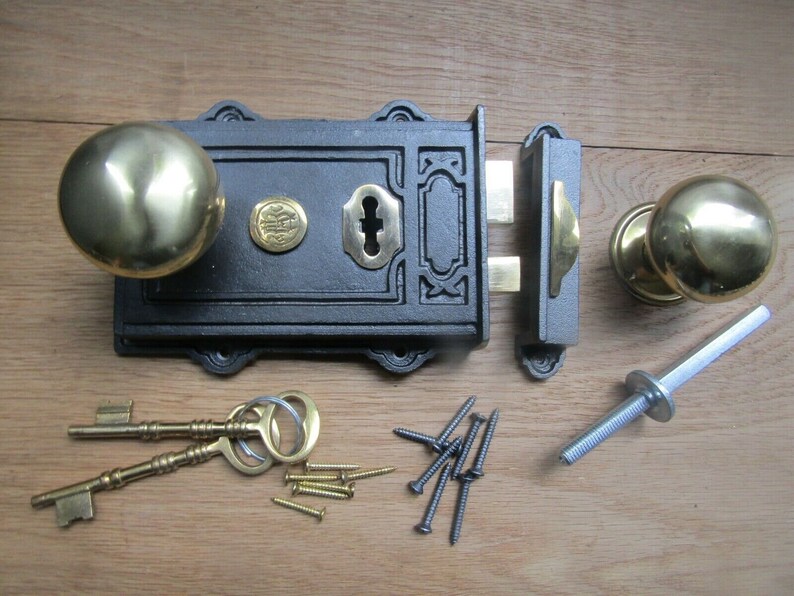 HEAVY SOLID CAST Iron Rustic Vintage Door Key Lock Rim Lock Old ...