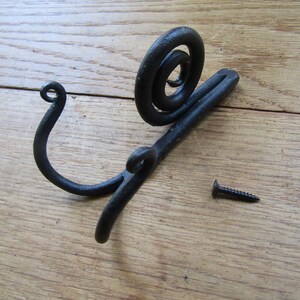 BLACKSMITH Rustic Iron Hook Hand Forged Wrought Iron Robe Coat Kitchen ...