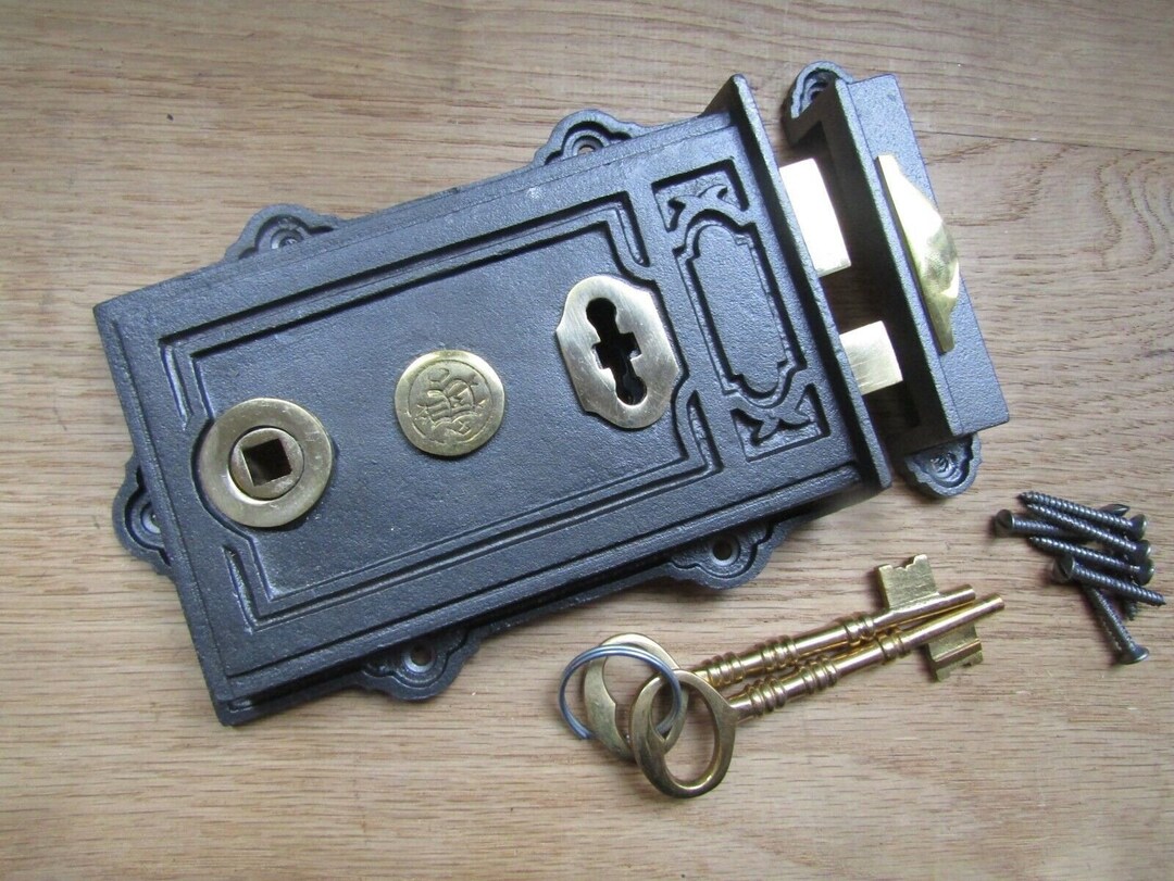 HEAVY SOLID CAST Iron Rustic Vintage Door Key Lock Rim Lock Old ...