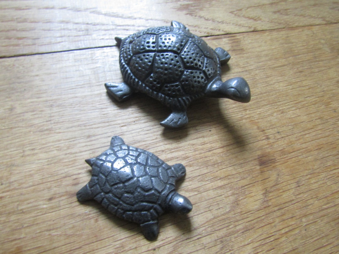Rustic PAPERWEIGHT Cast Iron Vintage TORTOISE/TURTLE Small/large Old ...