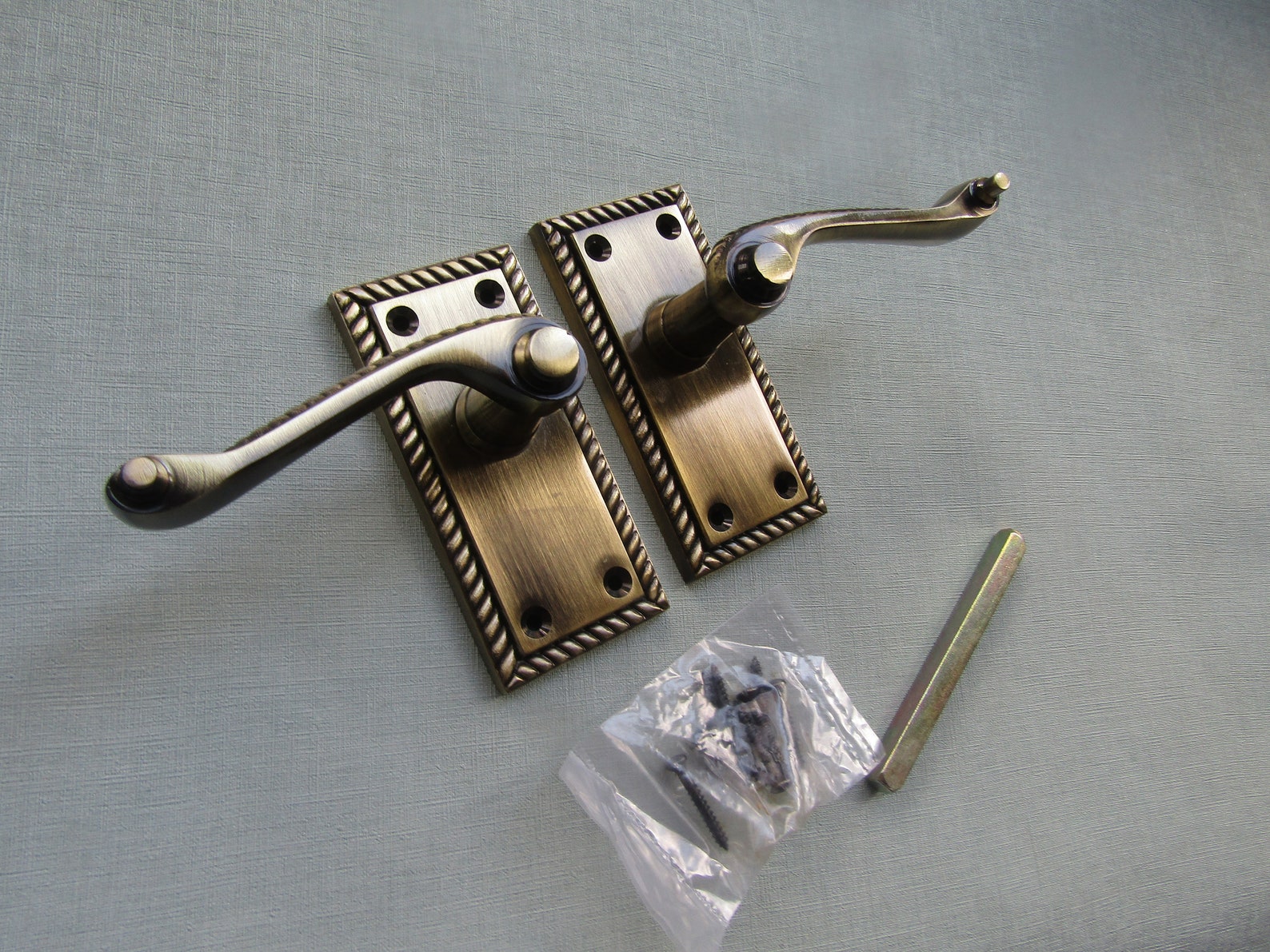 ANTIQUE BRASS GEORGIAN Lever Door Handles Lever Lock/latch/bathroom ...