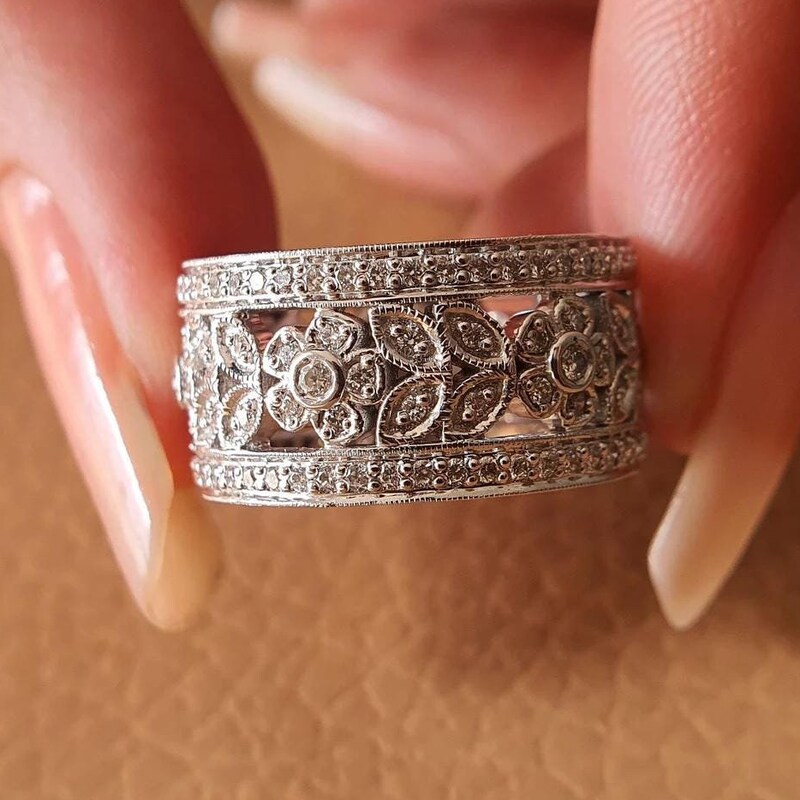 Filigree Wedding Band - Etsy