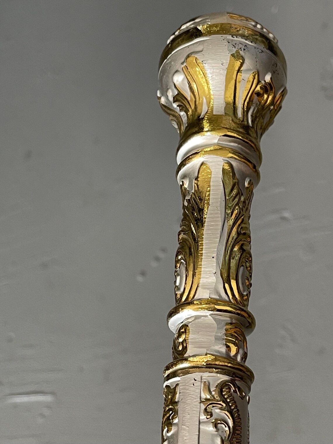 Elegant Walking Stick, Metal Cane,black Cain With White and Gold Handle ...