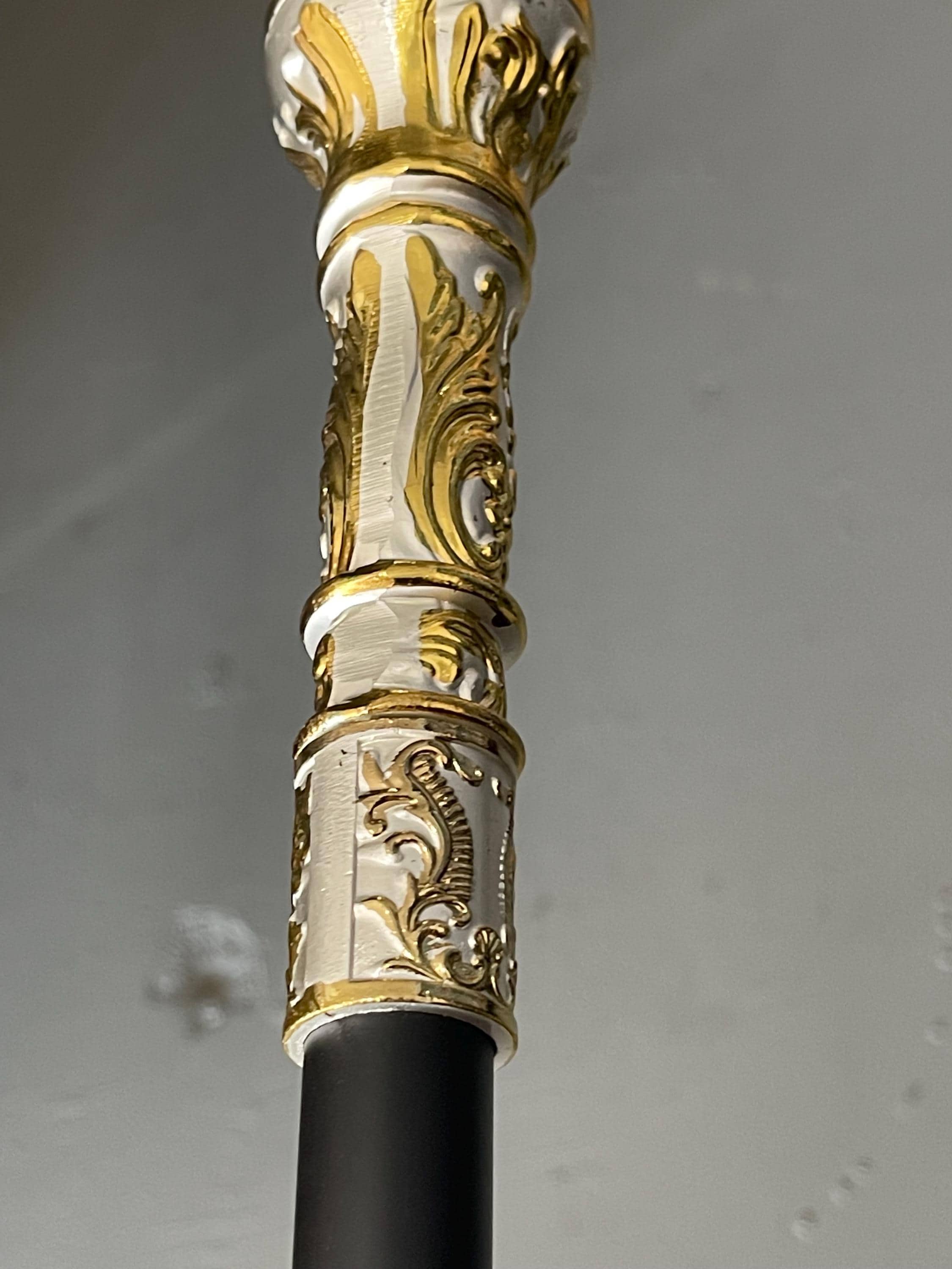 Elegant Walking Stick, Metal Cane,black Cain With White and Gold Handle ...