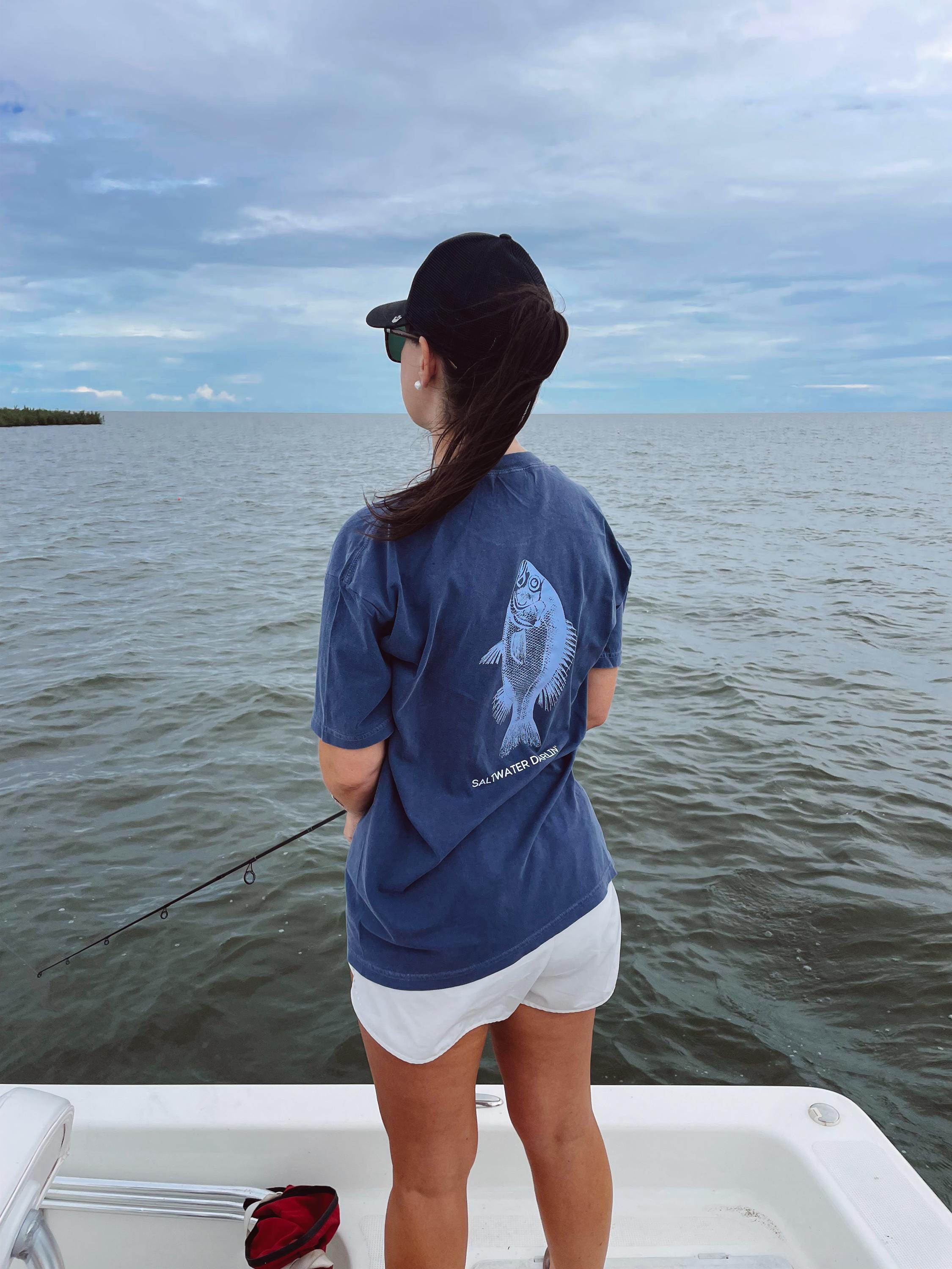 Saltwater Darlin' Short Sleeve Blue Fish Tshirt, Short Sleeve Comfort ...