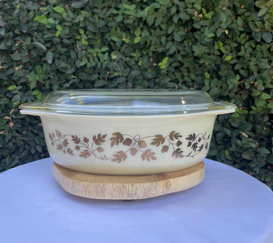 Pyrex Gold Acorn 2.5 Quart Casserole Dish With Lid-045 - Etsy