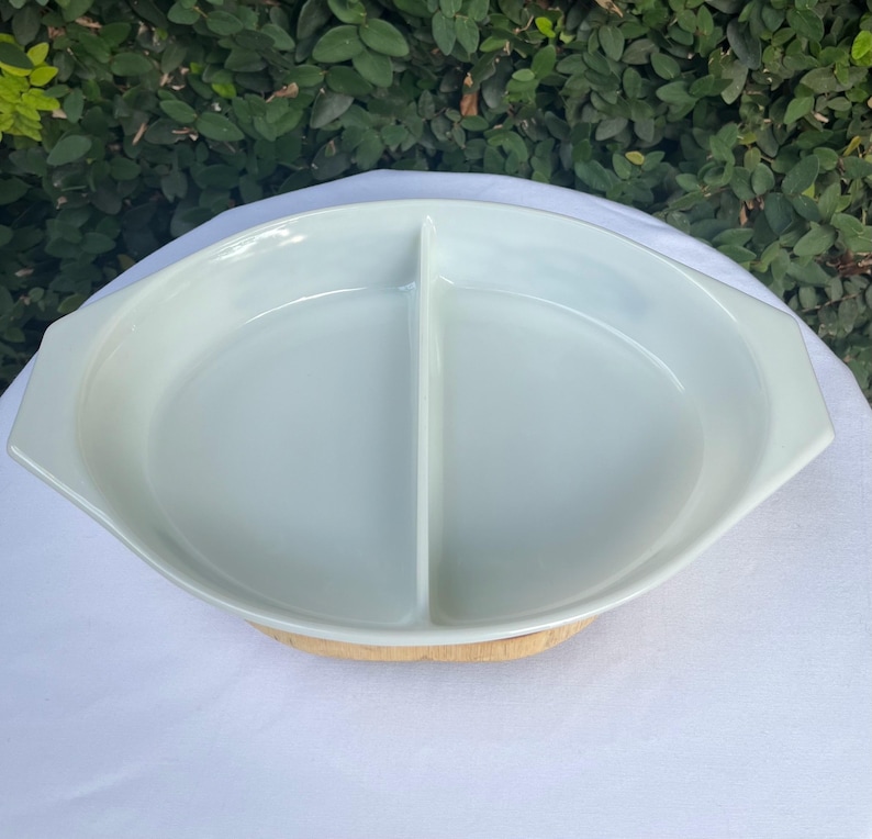 Pyrex Cinderella Divided Serving Dish Barbed Wire - Etsy