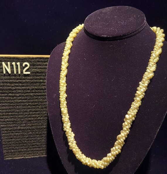 Freshwater pearl triple necklace - Gem