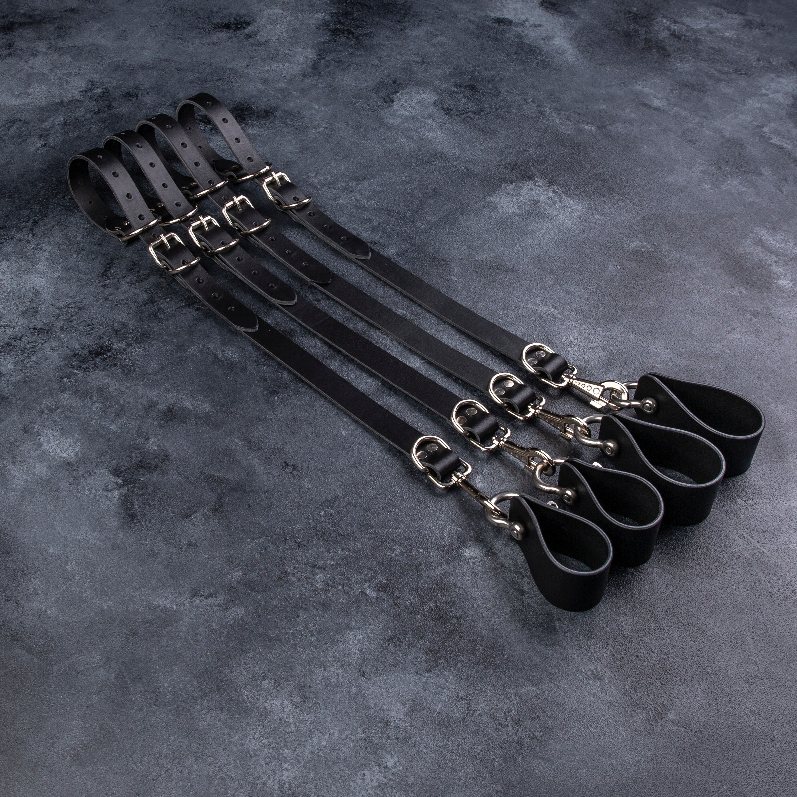 Robust Bed Four Straps or Cuffs Options for Bed Restraints Hardware ...