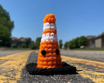 Traffic Cone Keychain, Crochet Traffic Cone, Made to Order Cone - Etsy