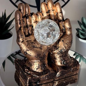 Palm Hand Crystal Sphere Display | Palms Crystal Ball Stand | Hand of ...