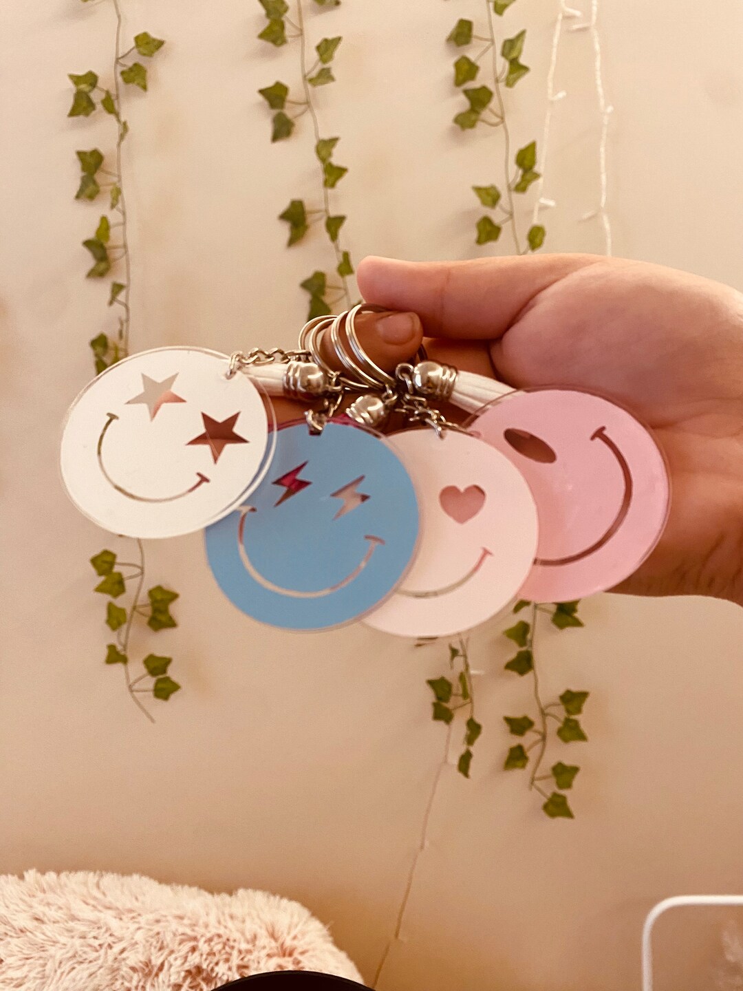 4 Piece Preppy Smiley Face Key Chains! - Etsy