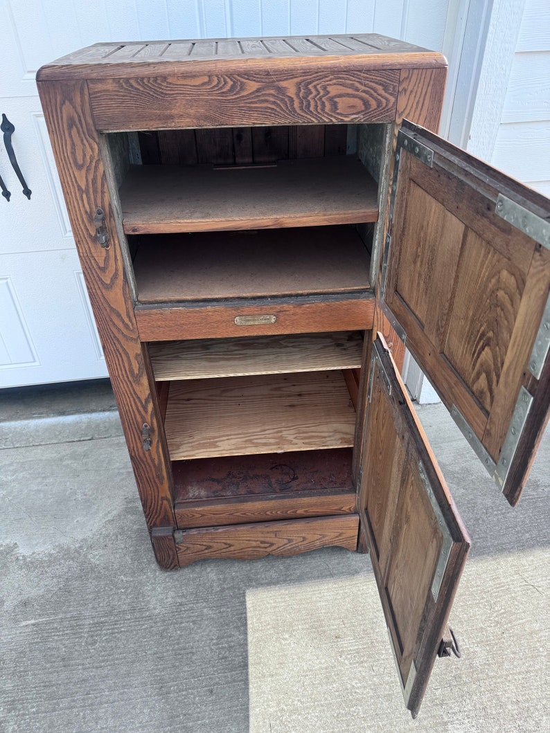 Rare Antique C.1900 Oak & Brass 2 Door Ice Box Refrigerator Charleson’s ...