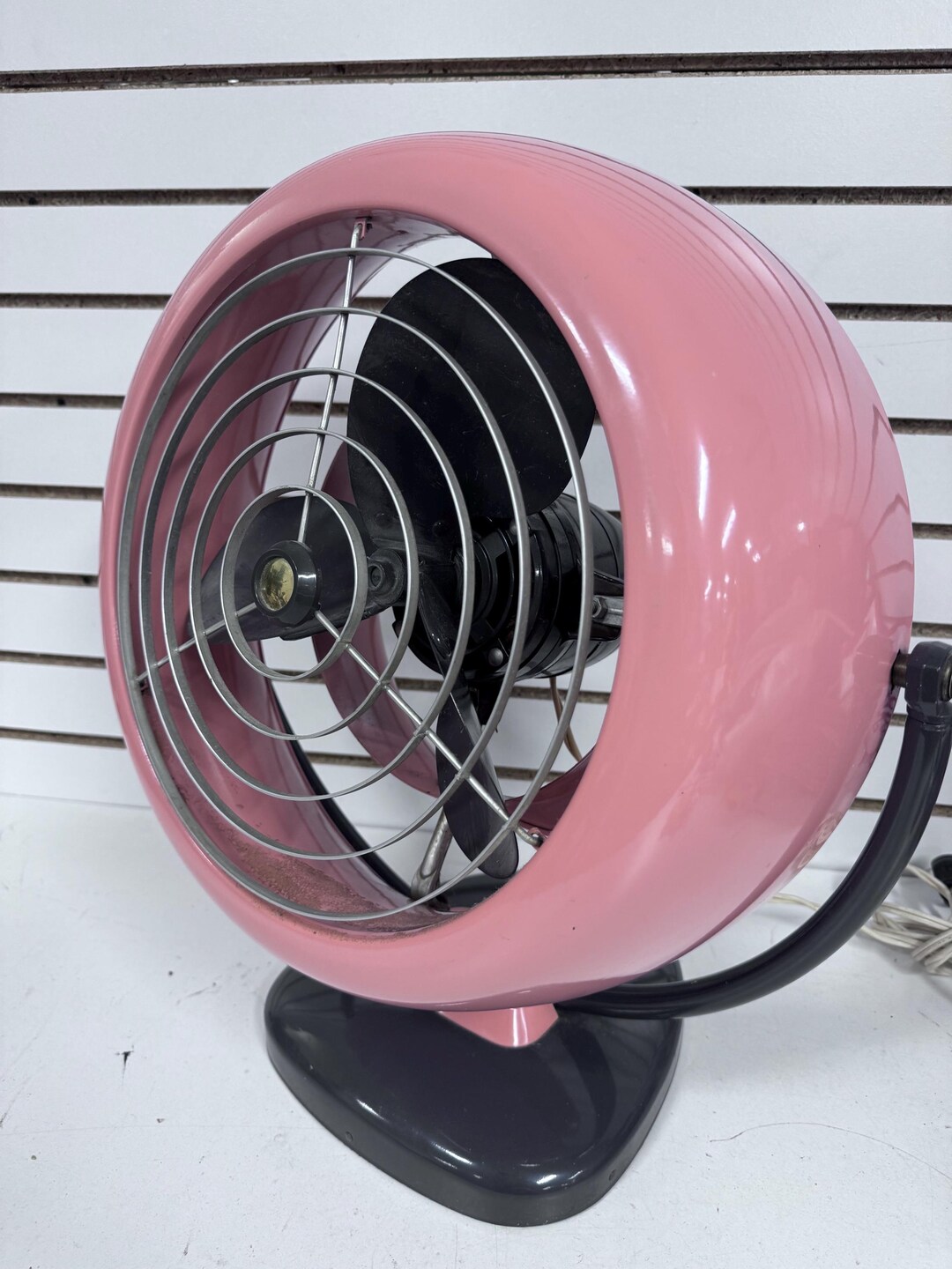 Vintage Vornado Fan Model 38C3-1R Pink Electric Collector Grade READ BH ...