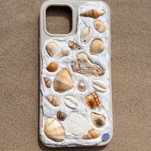 Natural Tones: Handmade Shell Cell Phone Case / Seashell Cell Phone ...