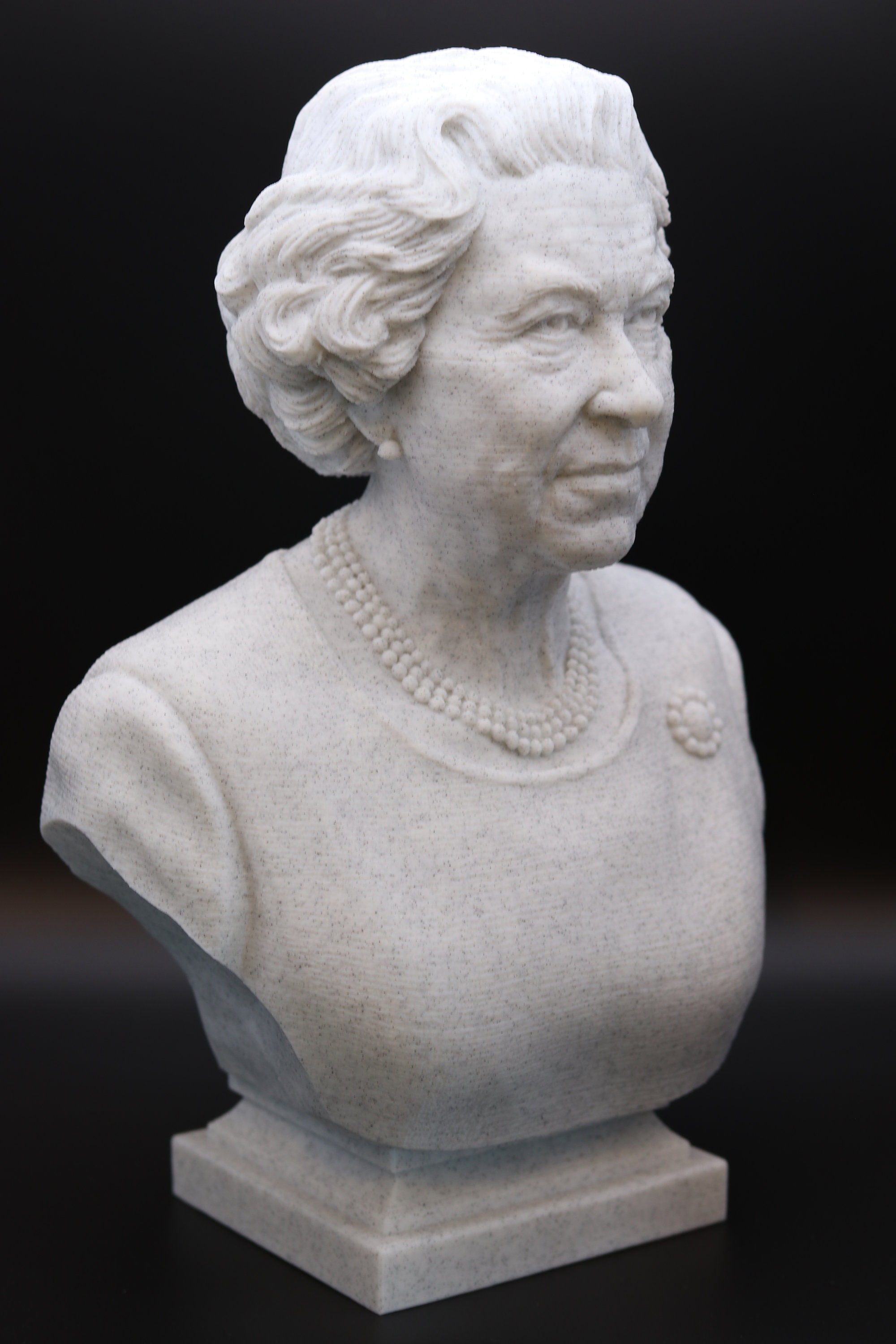 Queen Elizabeth II 3d Bust Statue - Etsy