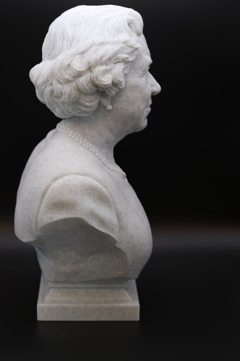 Queen Elizabeth II 3d Bust Statue - Etsy