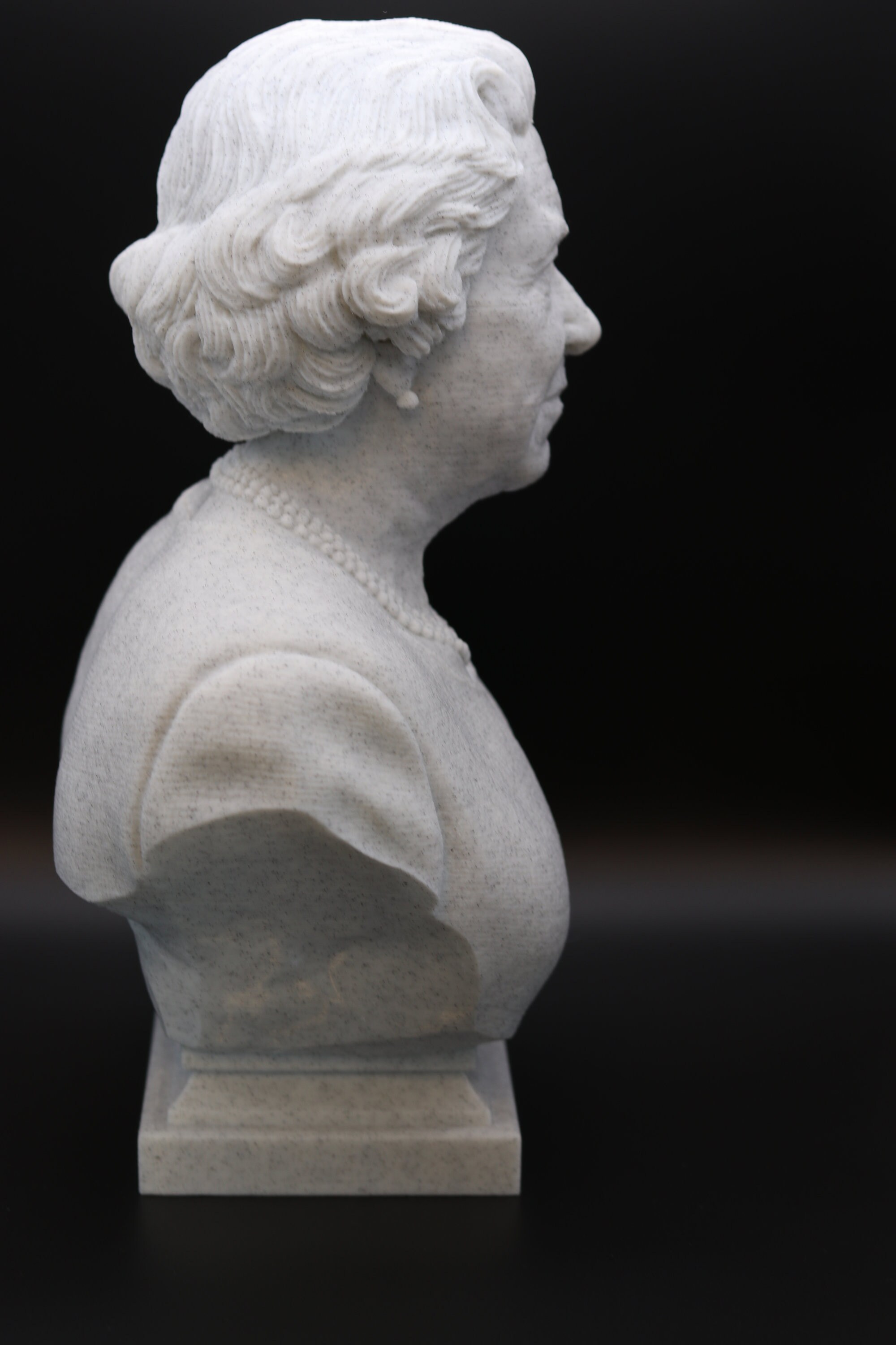 Queen Elizabeth II 3d Bust Statue - Etsy