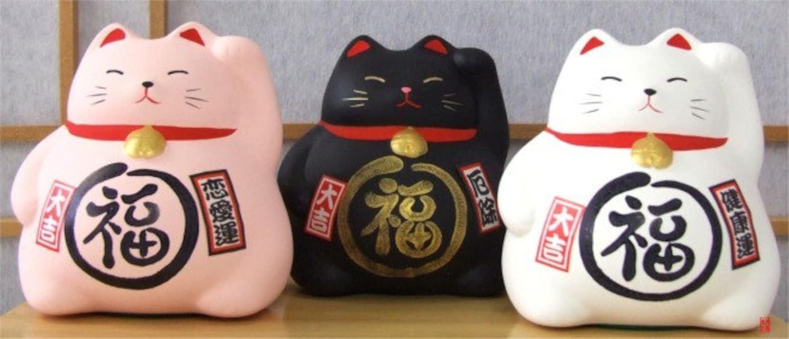 Japanese Maneki Neko Medium Lucky Cats Set of 3 White Pink and Black - Etsy