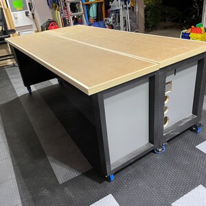 Rolling Workbench/assembly Table Plans: Folding Top, Router & Downdraft ...