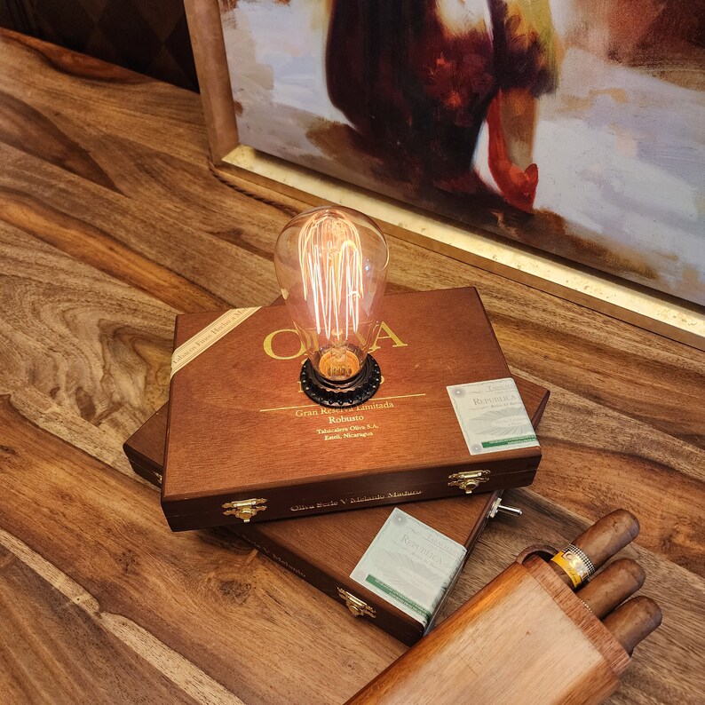Elegant Vintage Oliva Serie Cigar Box Lamp Swiveling Accent Light W ...