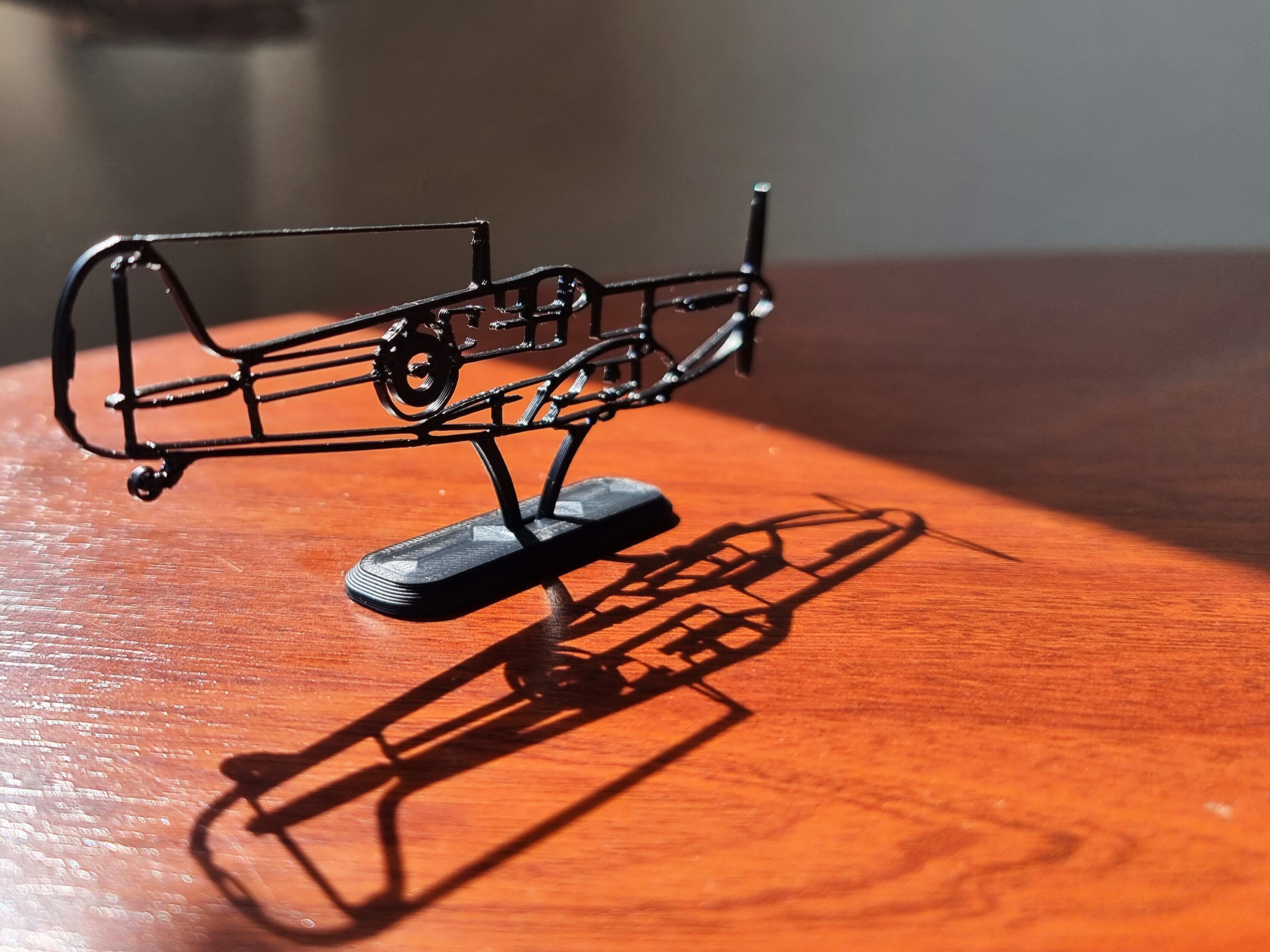 Gift for Spitfire Mk2 Fighter Pilot Prop Plane Silhouette Desk Art ...