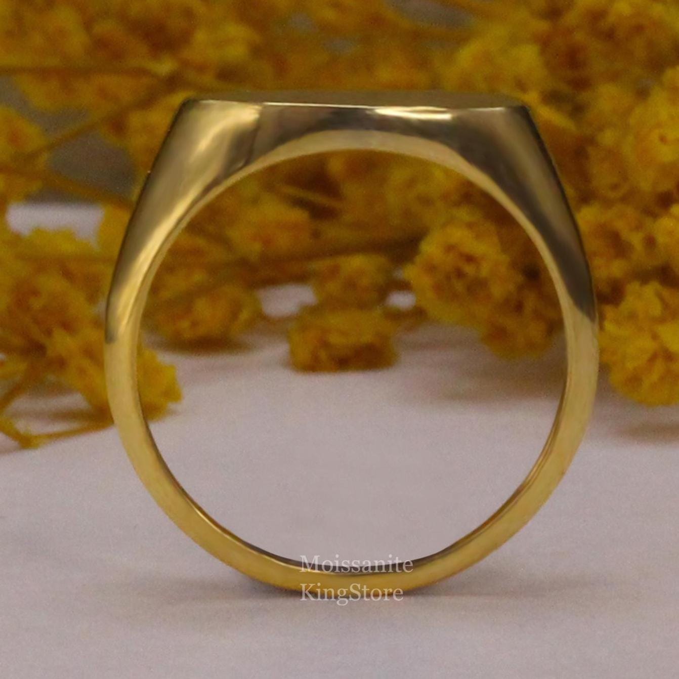 Personalized Gold Signet Ring: Custom Initial Monogram - Etsy